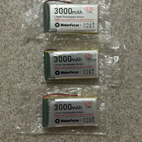Maker Focus | Other | Makerfocus 3 Piece 37v 300mah Lithium ...
